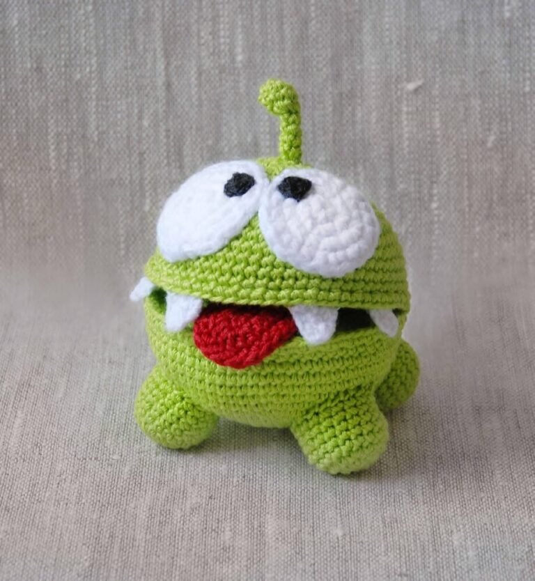 Cómo Tejer a Om Nom de Cut the Rope en Amigurumi – Patrón Gratis🧶🍬